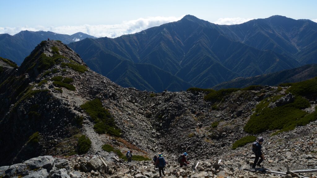“Definitely go here!” Top 10 Popular Mountains in Japan | 山log